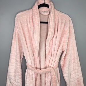 Wayland Square | Intimates & Sleepwear | Wayland Square Bathrobe Pink ...